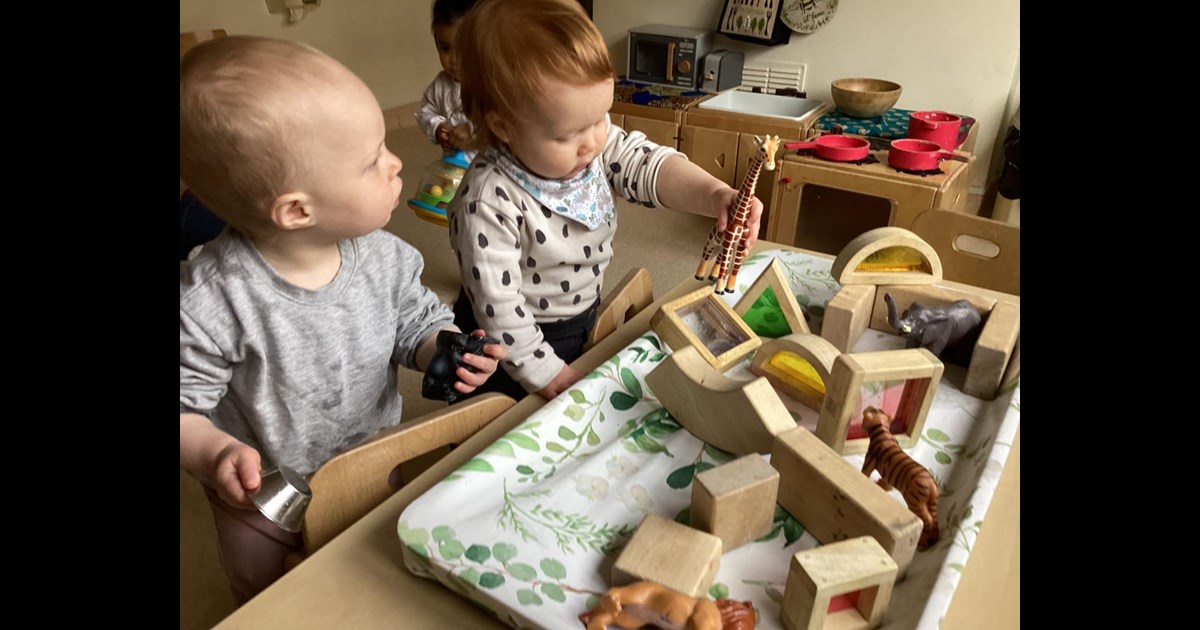 Schema Play 'Enclosing'